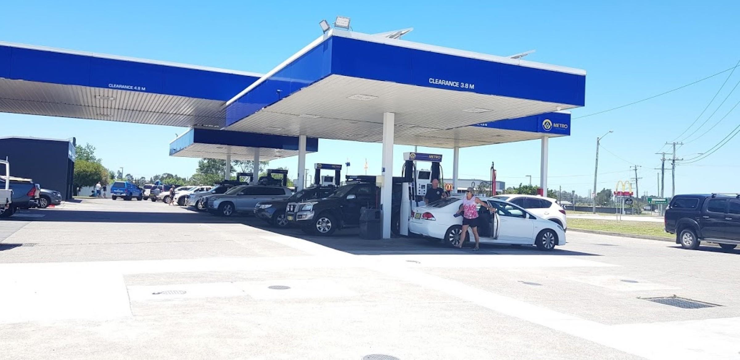 PRICED TO SELL - Service Station - Netting $4000 per week - Sydney ...