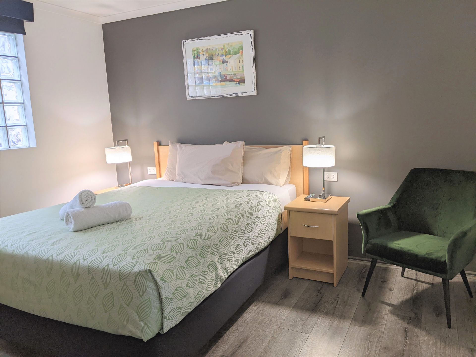 BEACHSIDE LEASEHOLD MOTEL FOR SALE - VIC in Regional Victoria VIC ...