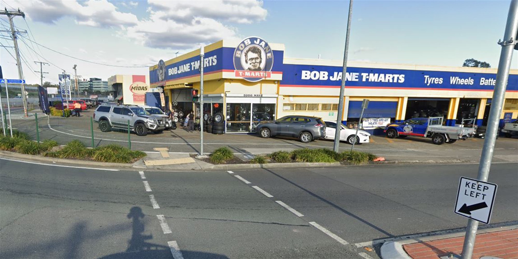 Bob Jane T-Marts Franchise for Sale/South Brisbane in Springwood QLD ...
