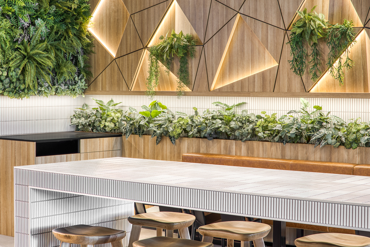 Launch Your Motto Motto Café & Restaurant – High-Growth Areas in ...