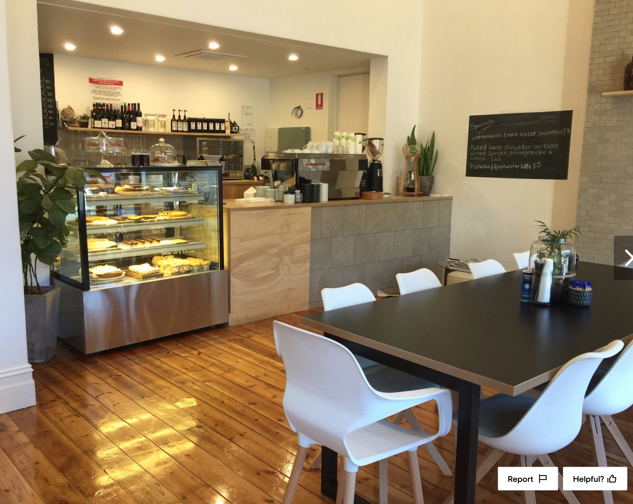 Cafe in the heart of Eastern Suburbs. Potential. Good rental. *** Look ...
