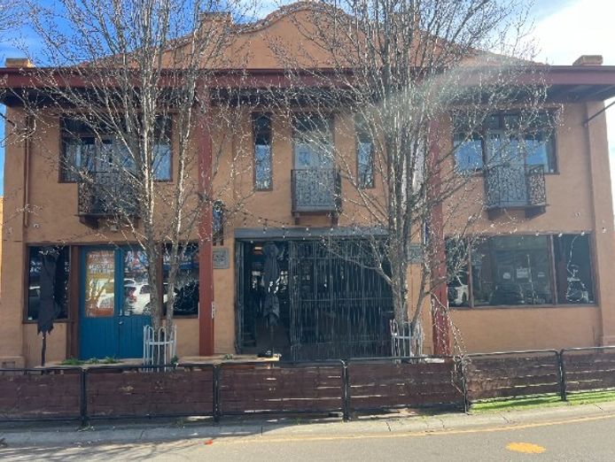 Cafe/Bar Entertainment Venue in Eltham (JASW0046) in Eltham VIC, 3095 ...