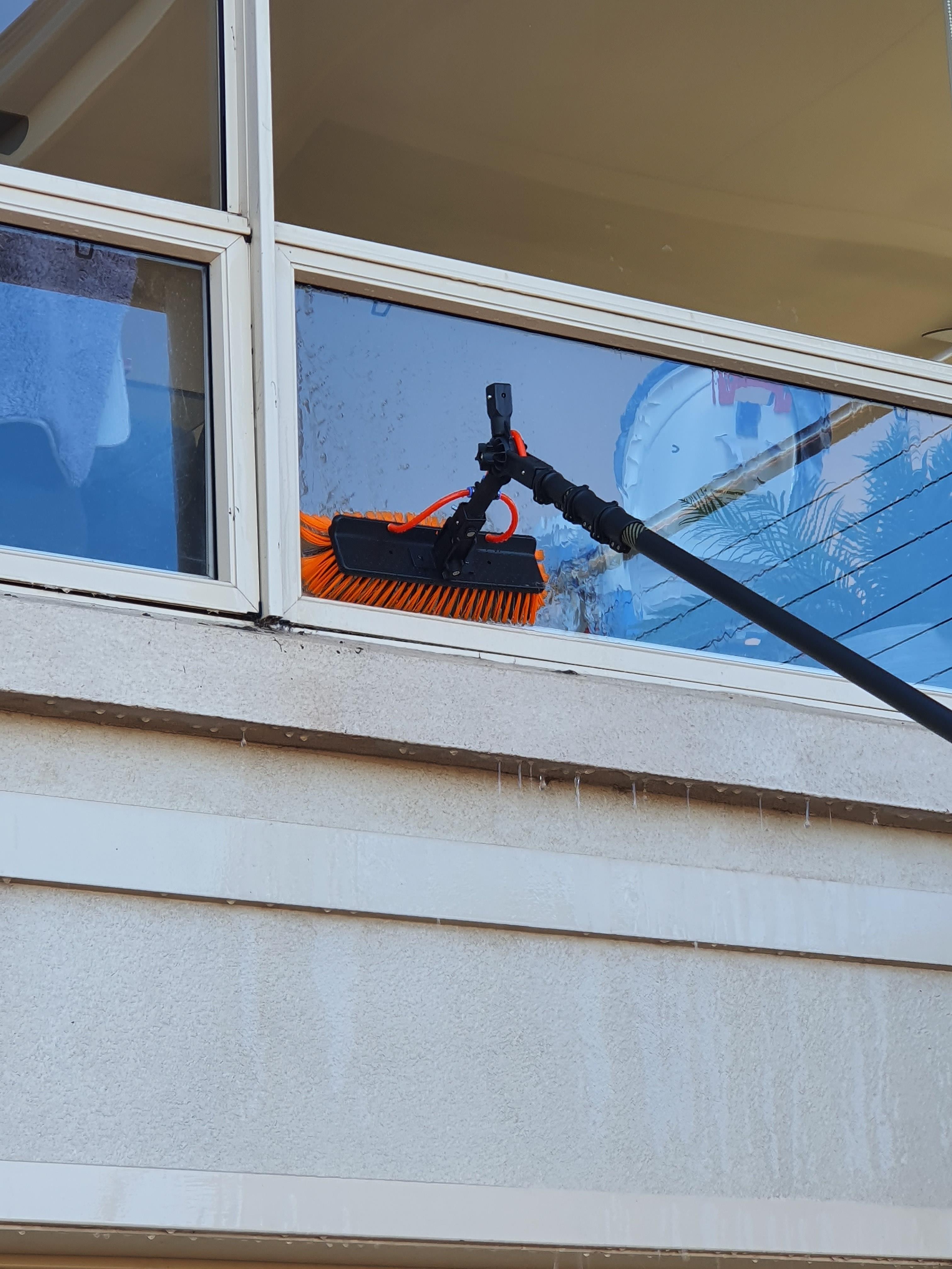 Whyalla-Window cleaning & High Water pressure cleaning in Whyalla SA ...