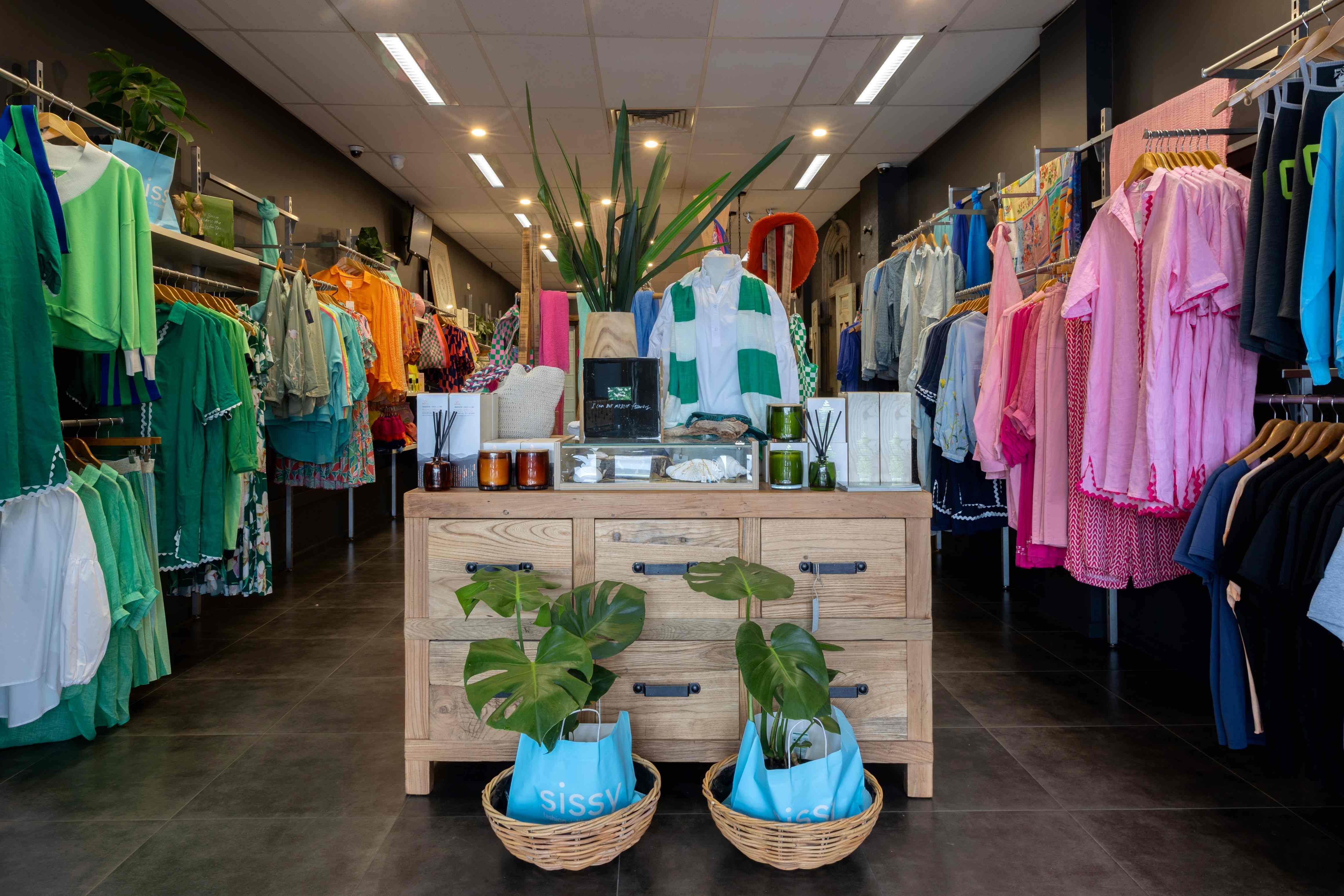 Well established Fashion store - all offers considered [2405133] in ...