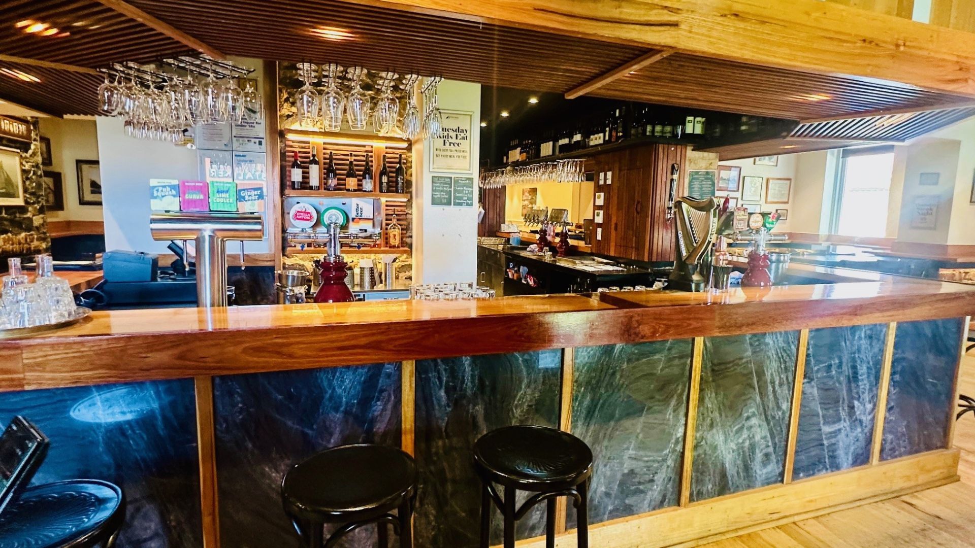 Leasehold For Sale - The Steam Packet Hotel - Williamstown in ...