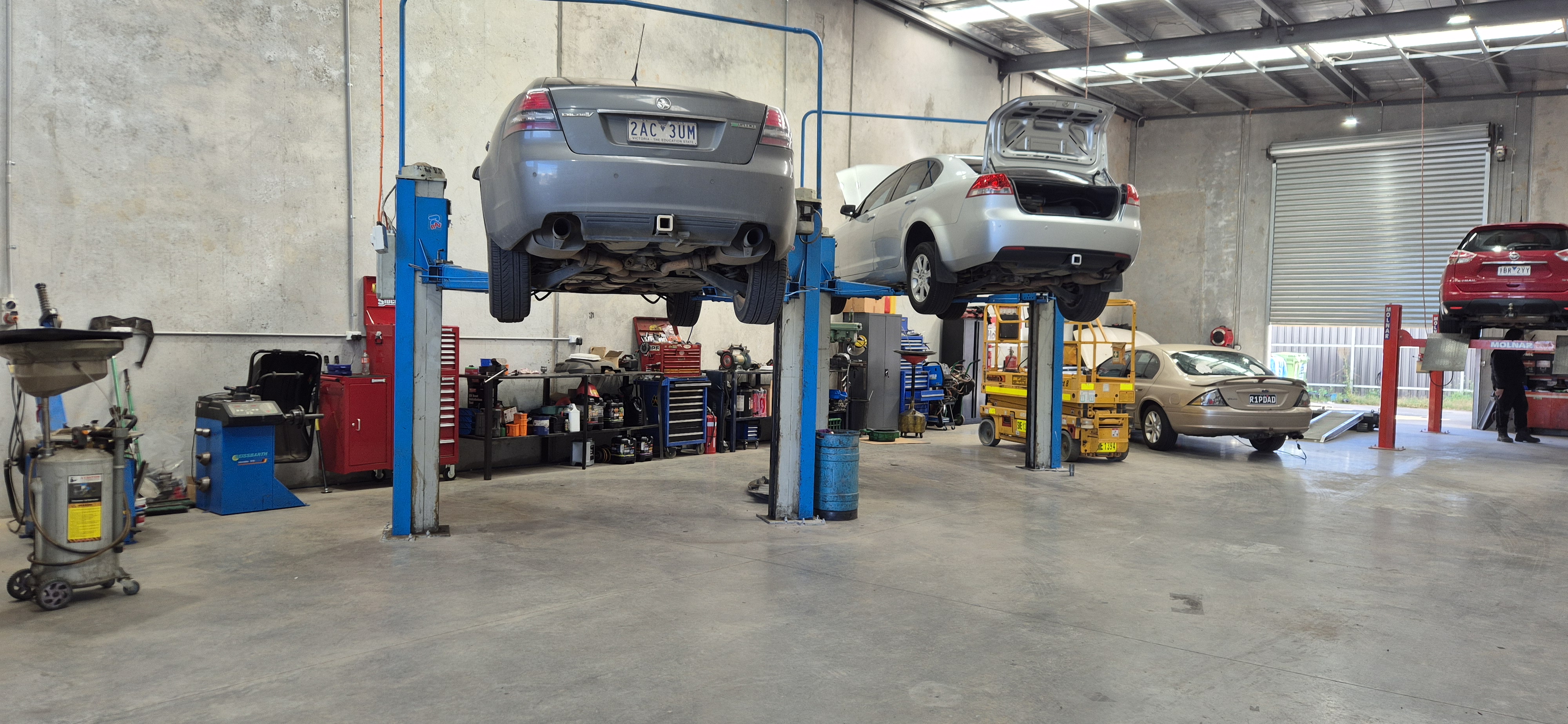 Mechanical repairs specialised Automotive Service Centre established 30 ...