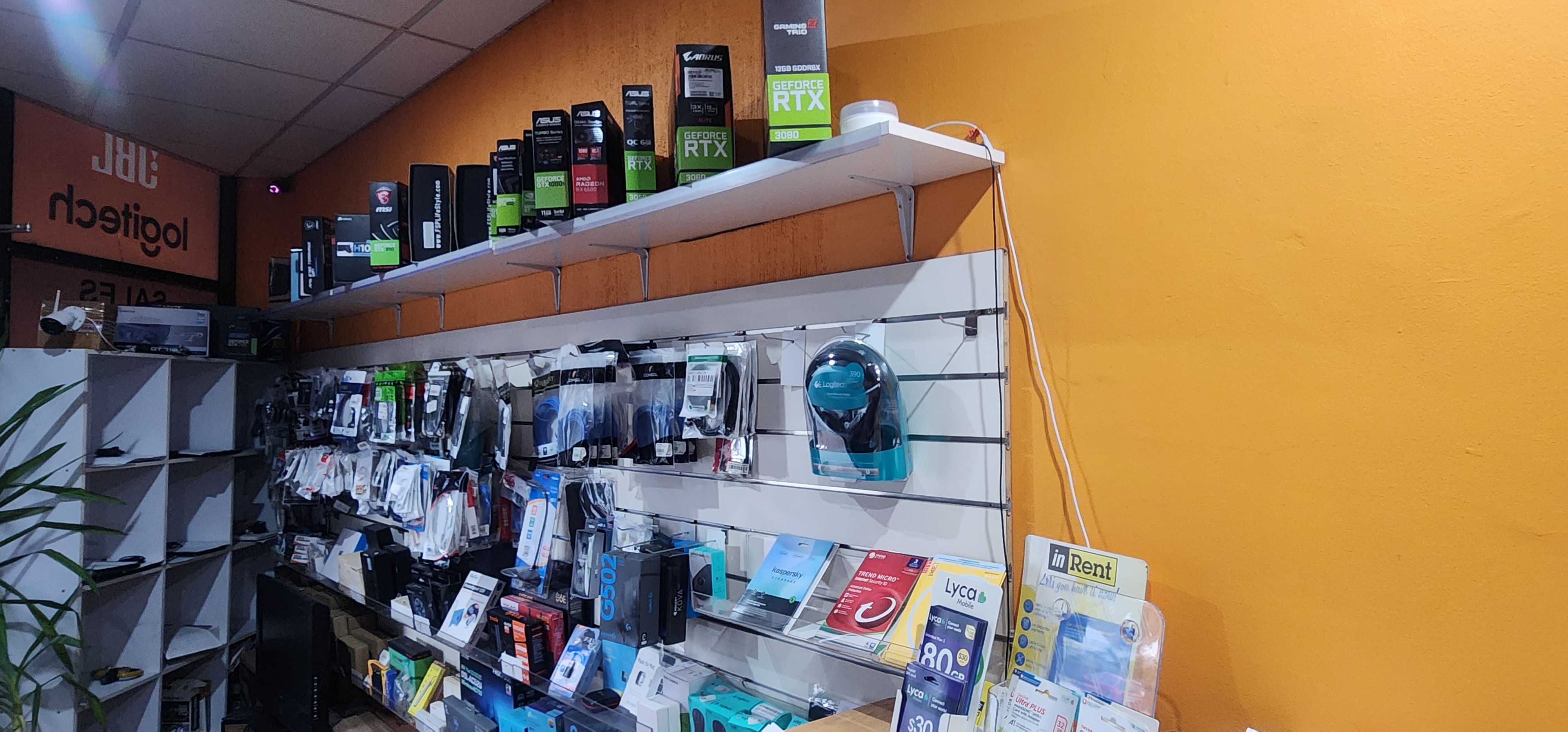 Computers – Mobiles - Accessories Sales and Repairs – 5 days a week-High Traffic in Fullarton SA ...
